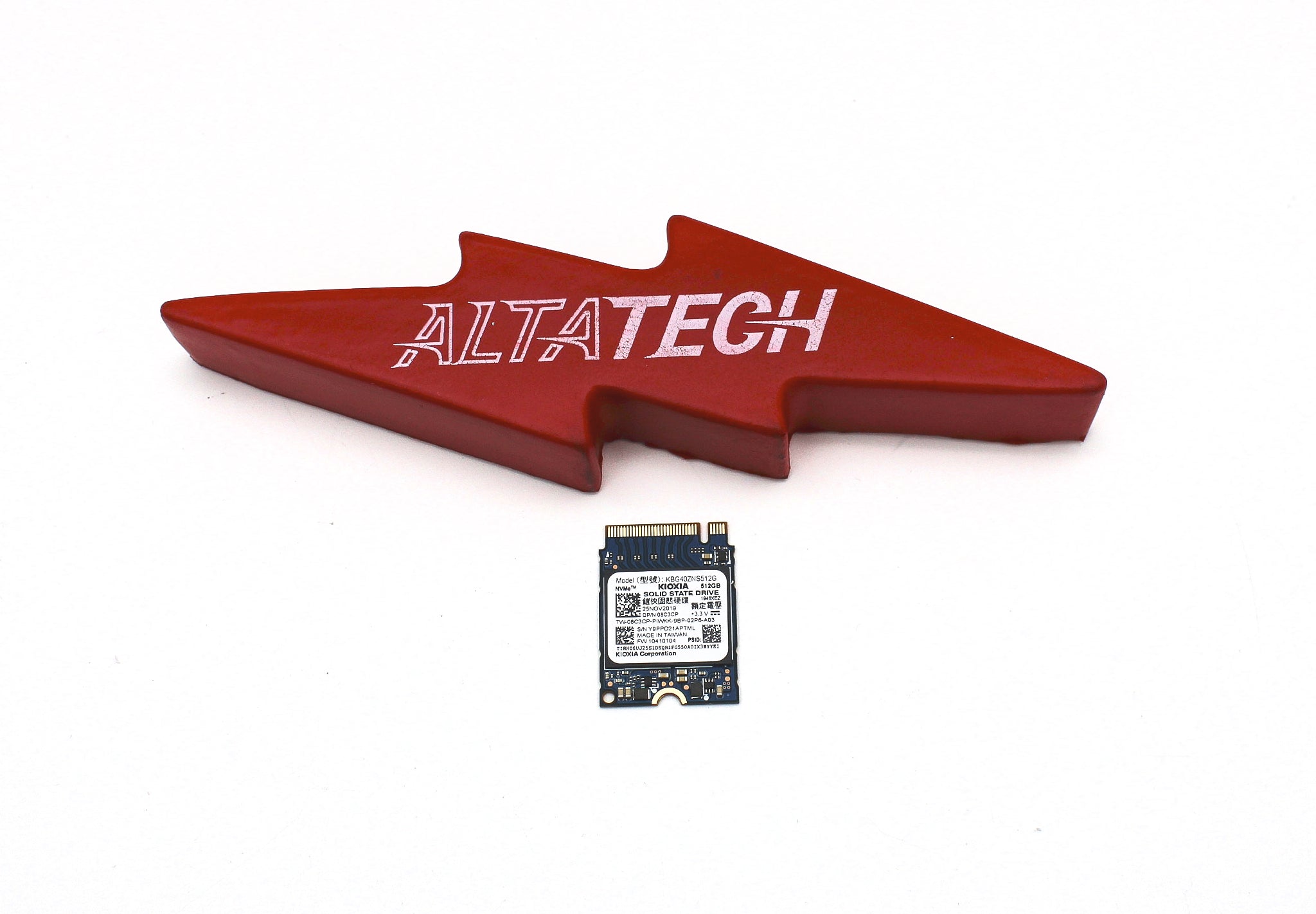 Dell 8C3CP 512GB SSD M.2 NVMe 30 Kioxia KGB40ZNS512G