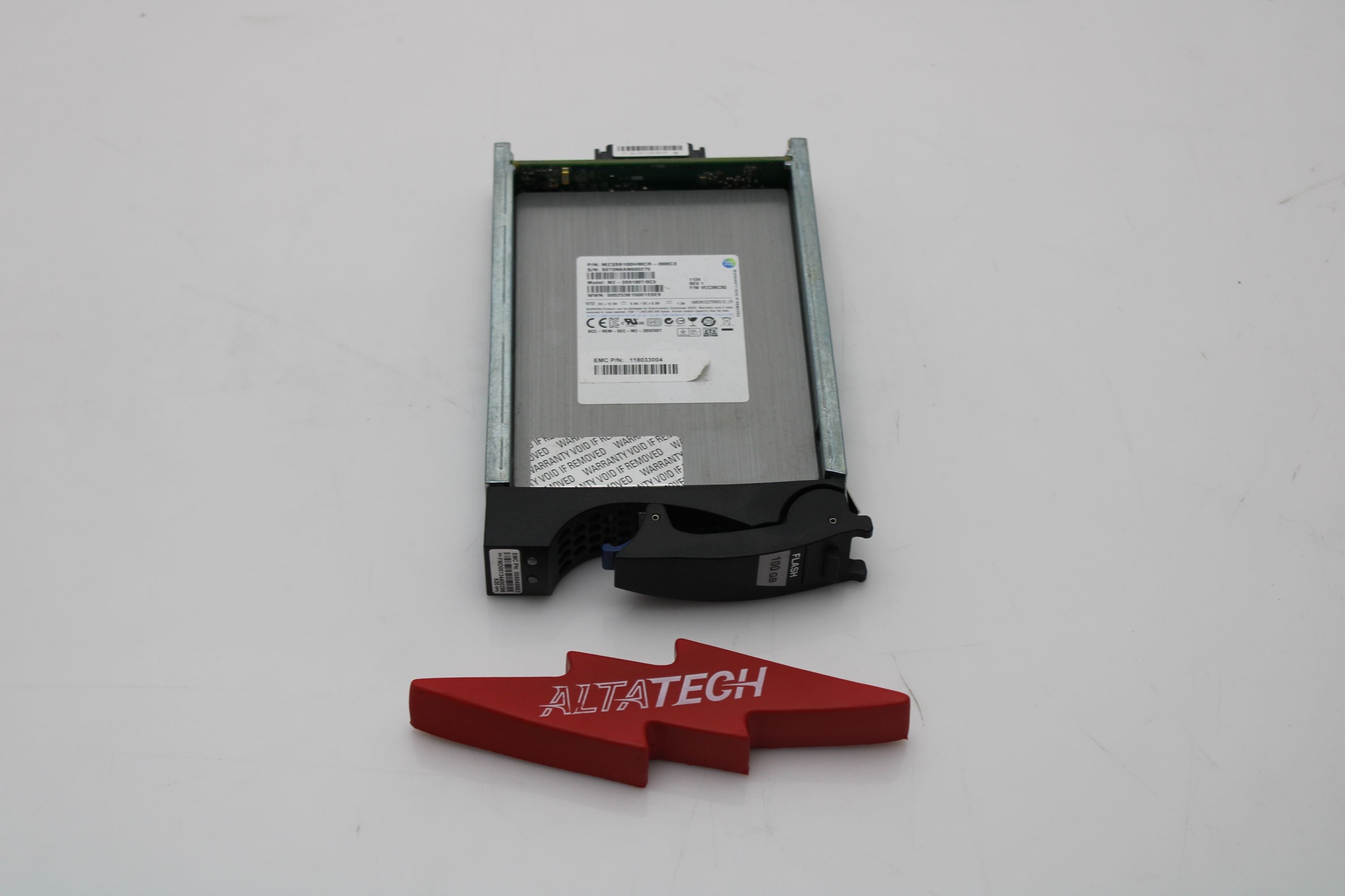 EMC 005050183 100GB SSD SAS 3.5 6G VNX5100/5300 V3-VS6F-100